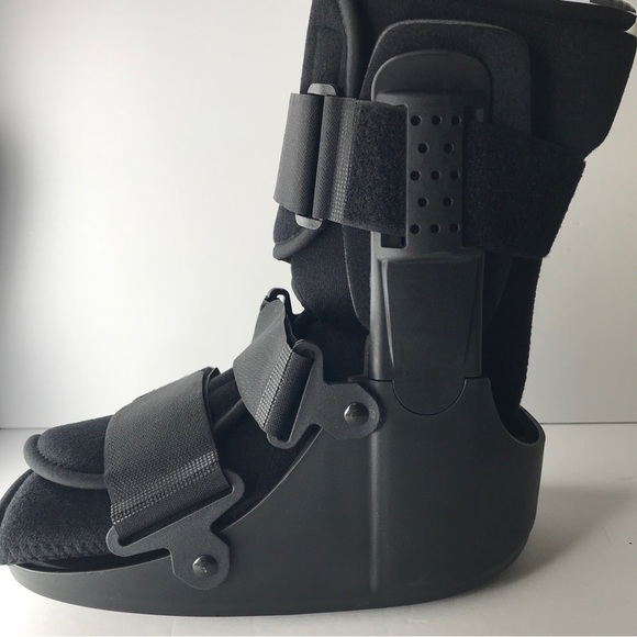 Other | Short Fracture Boot 1a3 Orthopedic Medical Walker Cast Size ...